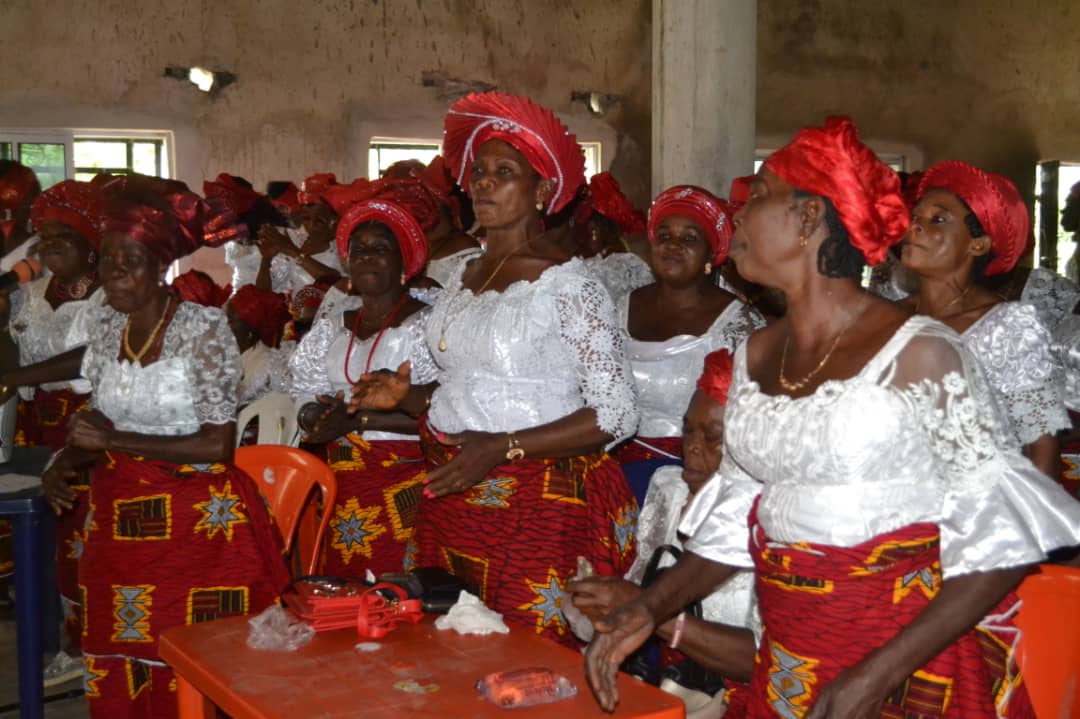 IMO STATE FIRST LADY, H.E. BARR. CHIOMA UZODIMMA BAGS AWARD OF GRAND ...