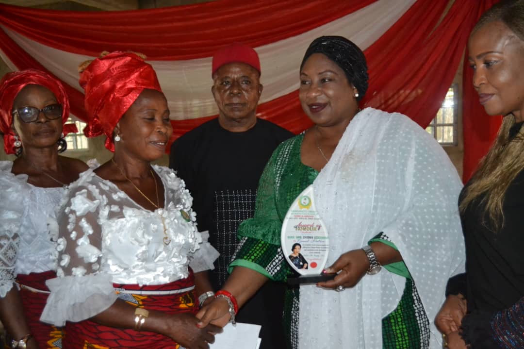 IMO STATE FIRST LADY, H.E. BARR. CHIOMA UZODIMMA BAGS AWARD OF GRAND ...