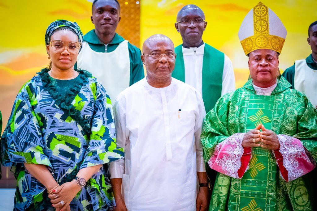 GOV. UZODIMMA AND WIFE BARR. CHIOMA UZODIMMA HONOURED AS HIS EMINENCE ...